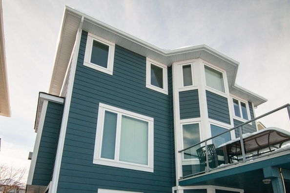 Hardie Plus Siding - RidgeCrest Developments